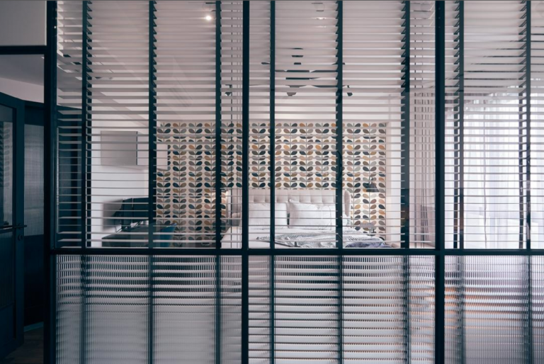 HDB | MNH – 8 Ways to Embrace the Fluted Glass Trend