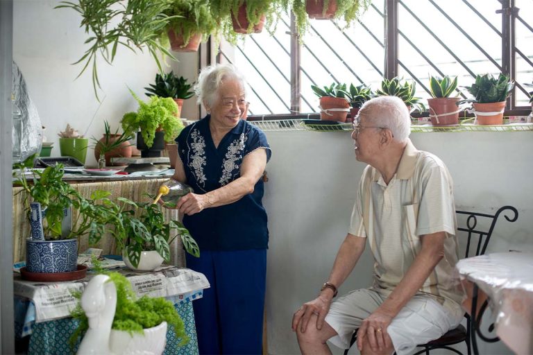 HDB | MNH – #HOTH: Elderly Couple on Becoming First-Time HDB Home Owners in Their ‘50s