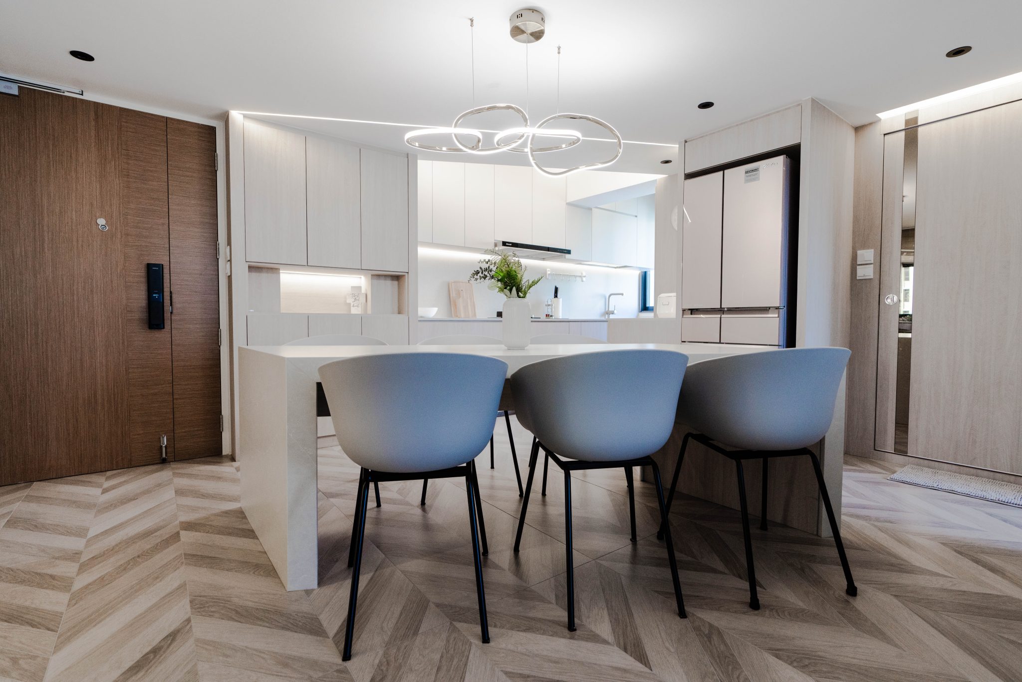 HDB | MNH – Lighting Ideas: Choosing the Right Lights for Your Home